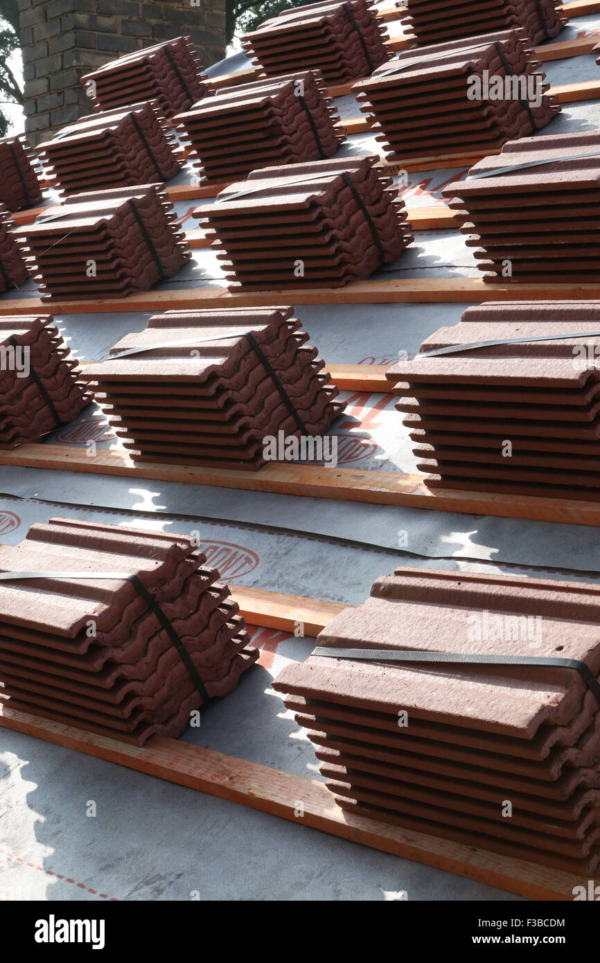 Roofing battens hi-res stock photography and images - Alamy