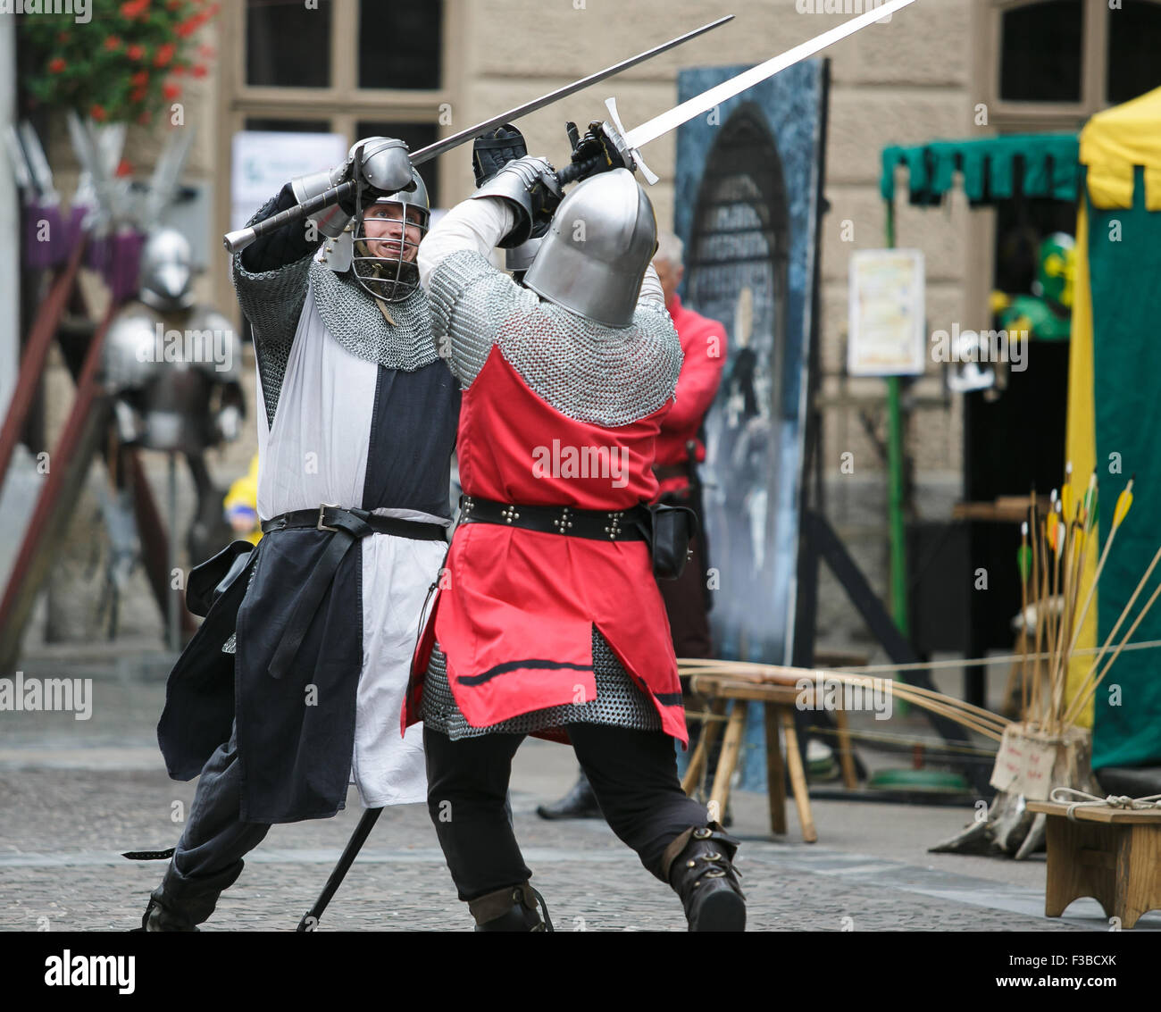 Medieval tournaments hi-res stock photography and images - Alamy