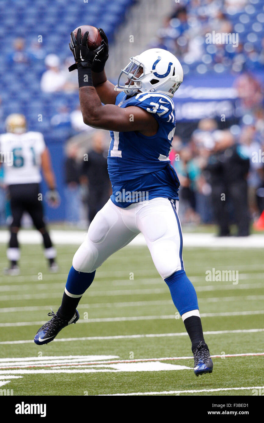 October 4, 2015: Indianapolis Colts running back Zurlon Tipton (37 ...