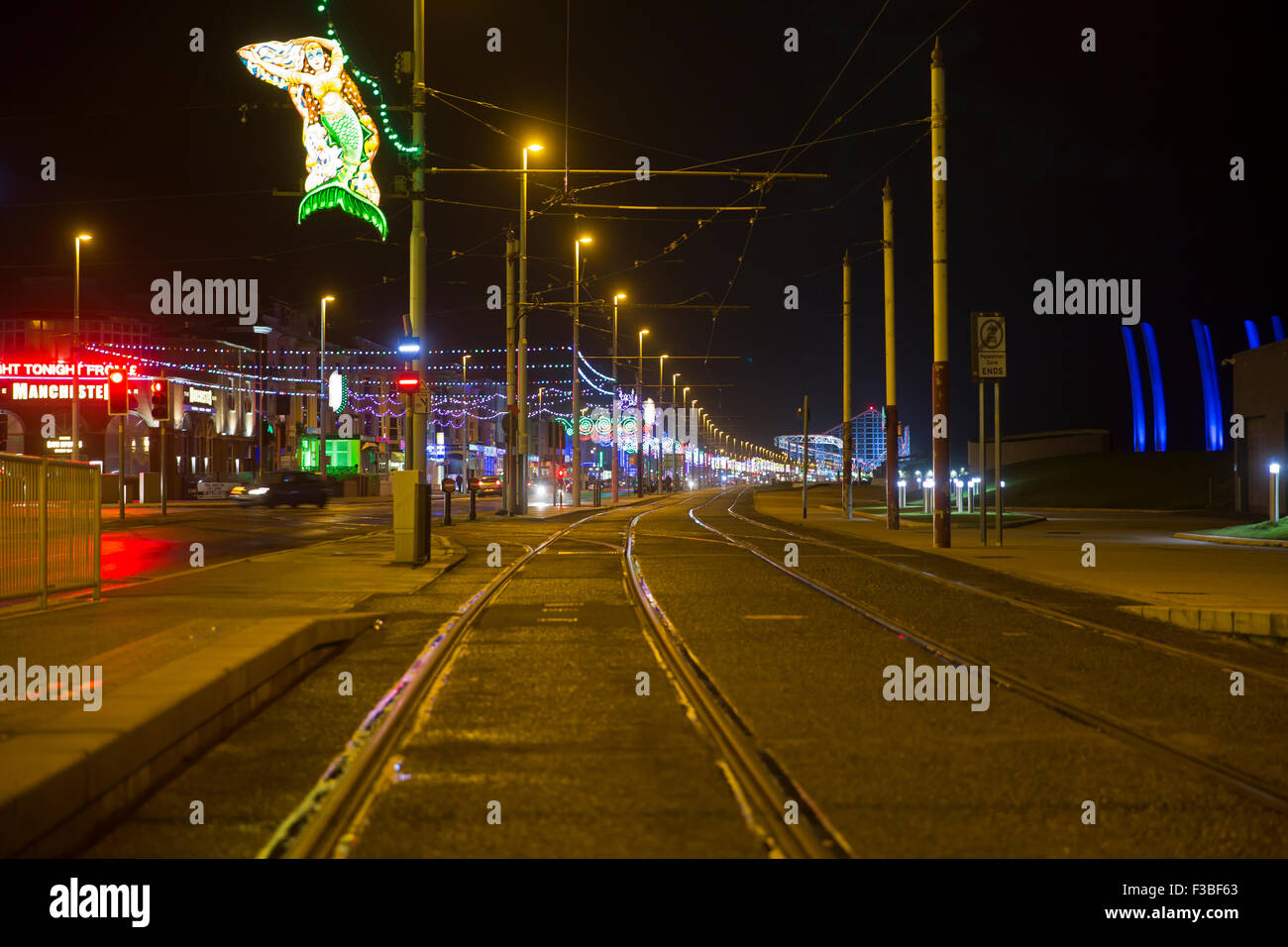 Tramtrack along the Blackpool Illuminations Stock Photo - Alamy