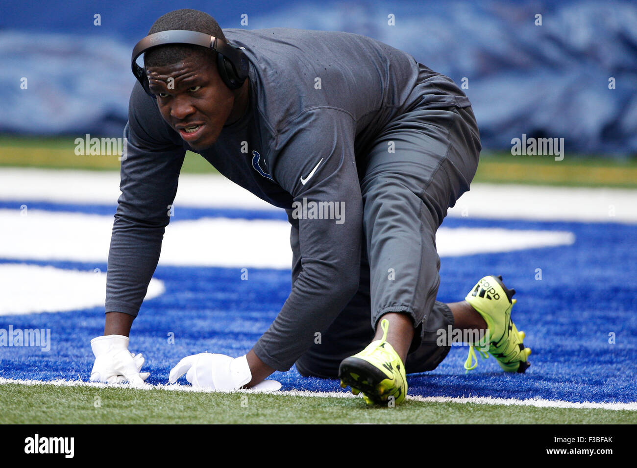 Frank gore colts hi-res stock photography and images - Alamy