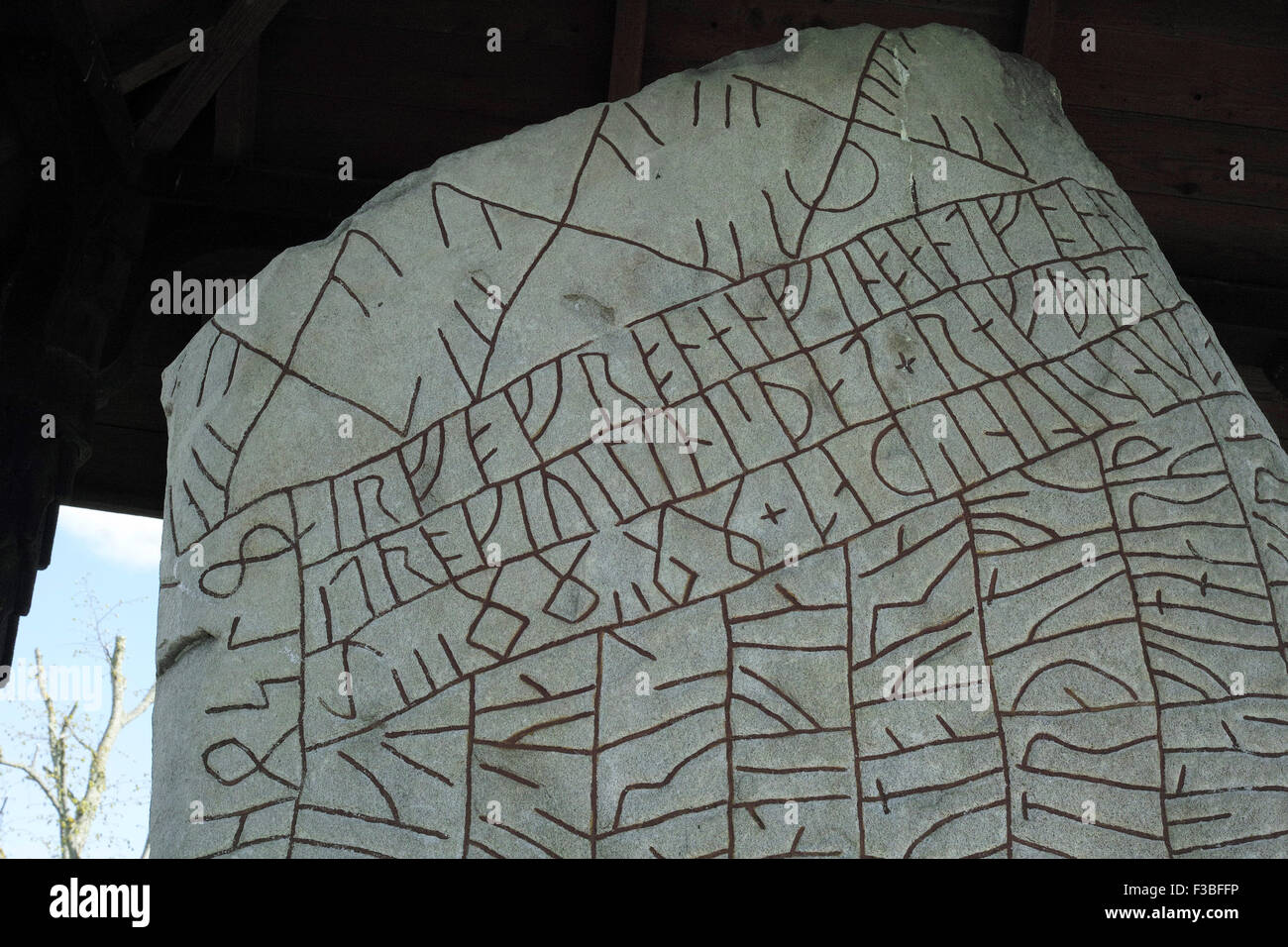 Rök runestone Ög 136. is one of the most famous runestones, (longest ...