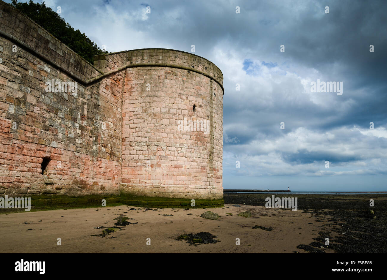 Elizabethan Town Wall Berwick Upon Tweed On High Resolution Stock ...