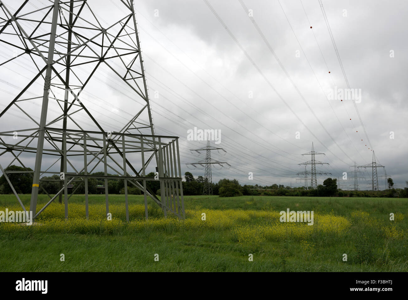 Germany electricity pylons power lines hi-res stock photography and ...