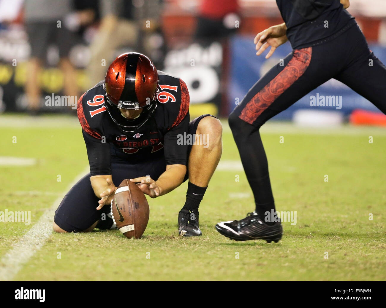 San Diego, CA. 03rd Oct, 2015. San Diego State University Punter #91 ...
