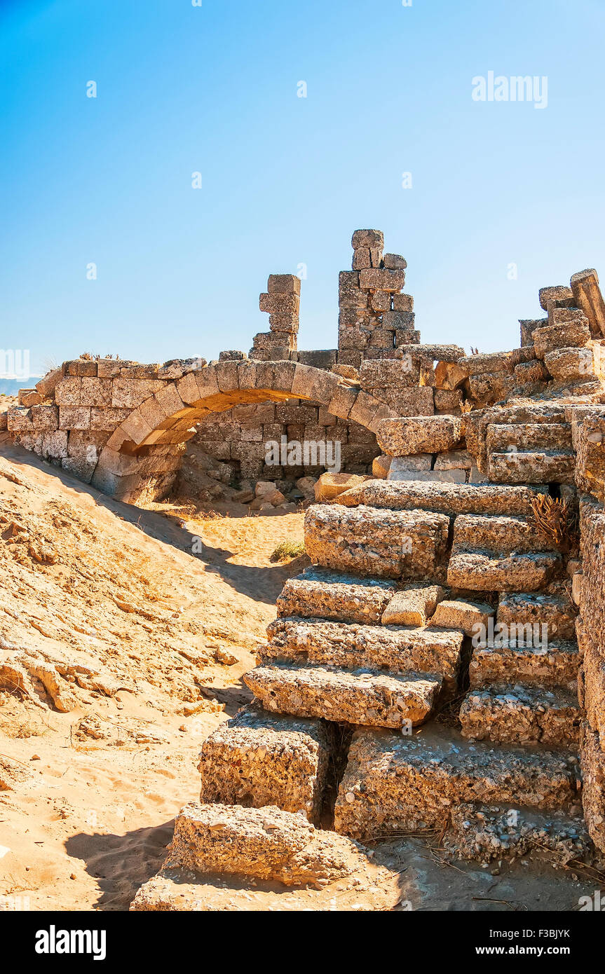 Necropolis ancient graveyard hi-res stock photography and images - Alamy