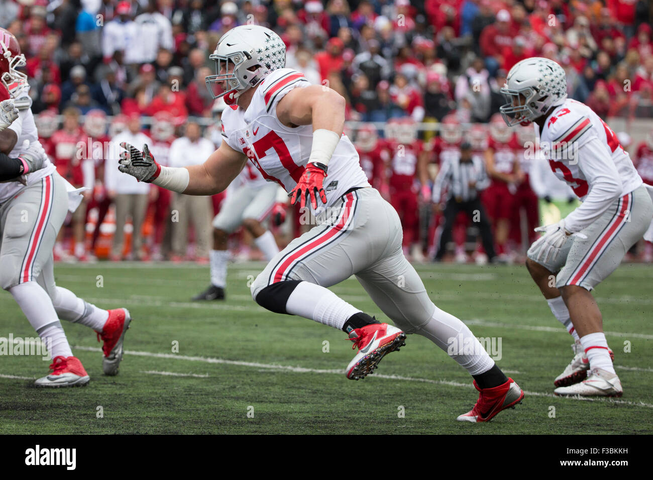 Joey bosa hi-res stock photography and images - Alamy