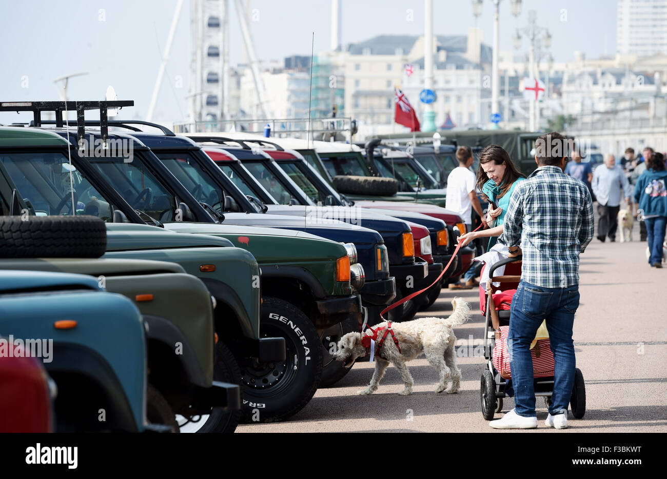 Range rover london hi-res stock photography and images - Alamy