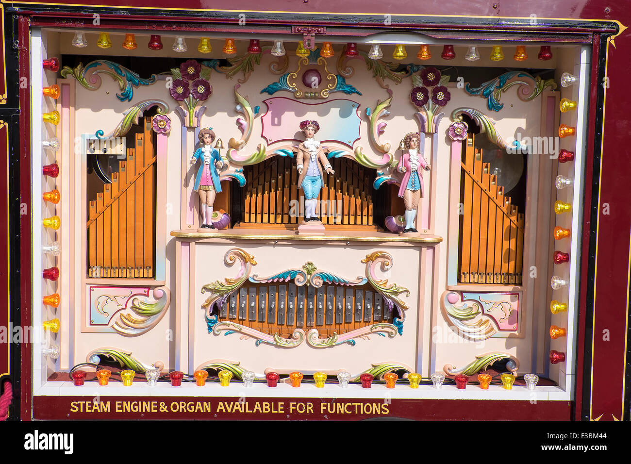Fairground organ music hi-res stock photography and images - Alamy