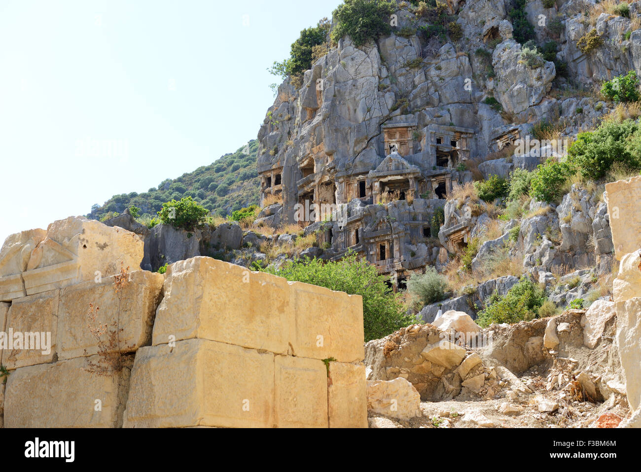 Cut in the rock hi-res stock photography and images - Alamy