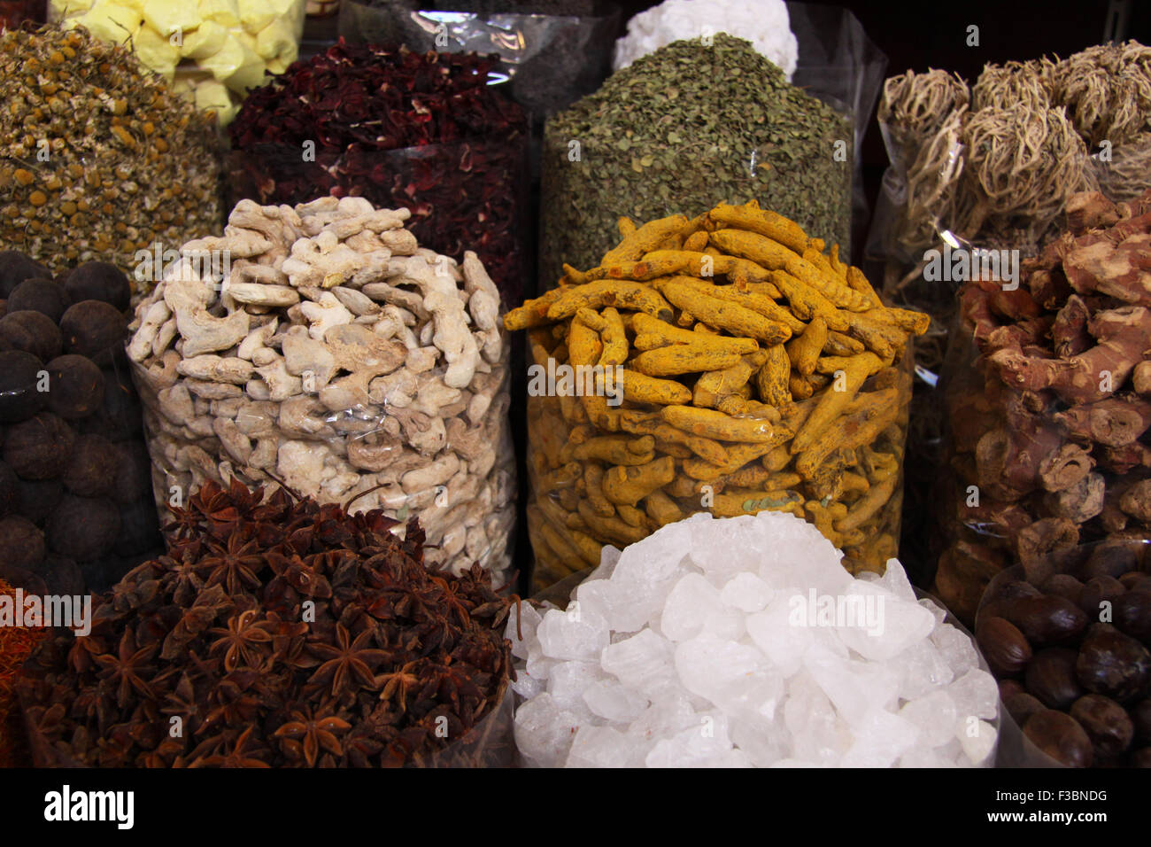 Dubai spices hi-res stock photography and images - Alamy