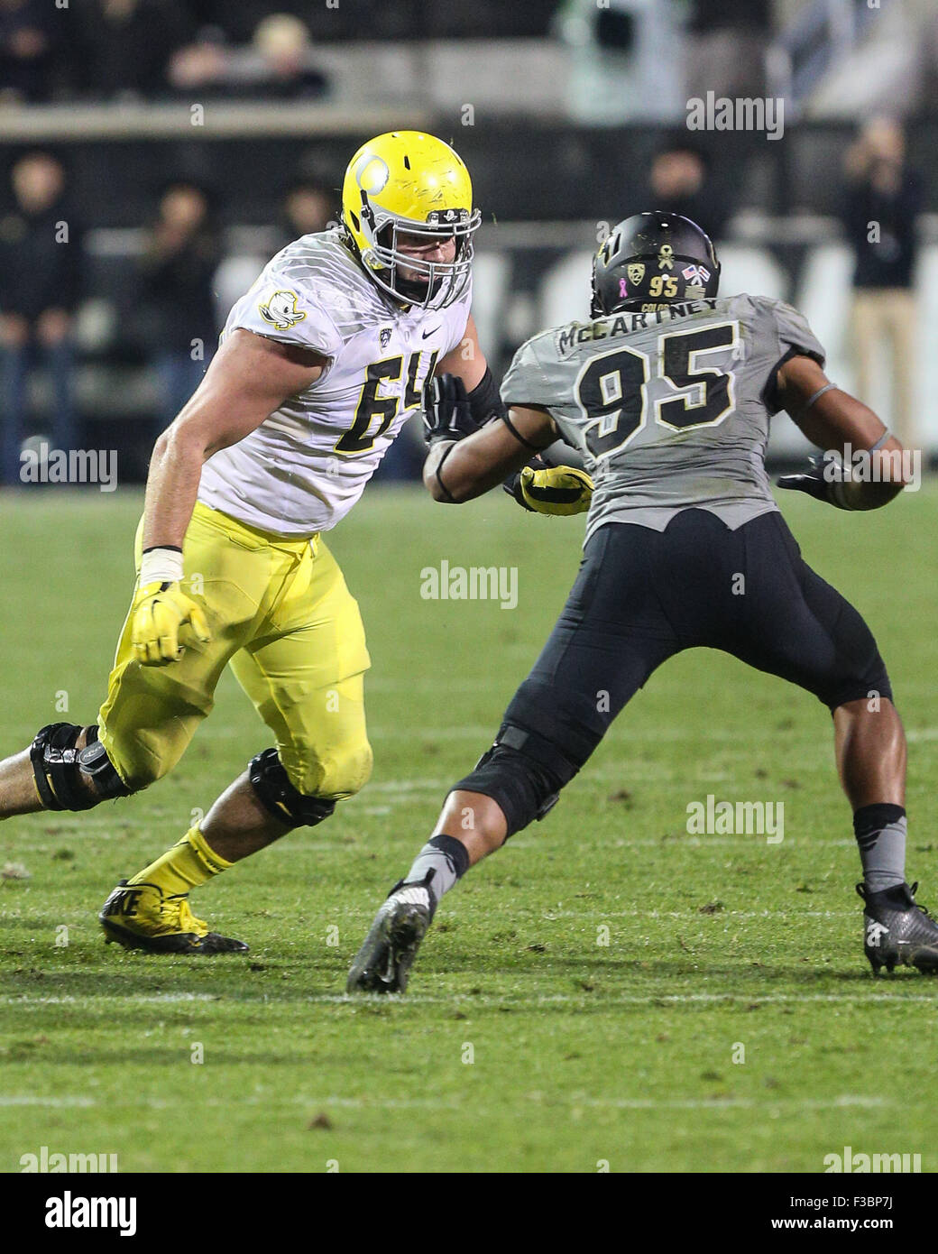 October 3, 2015: Oregon's Tyler Johnstone gets set to throw a block ...