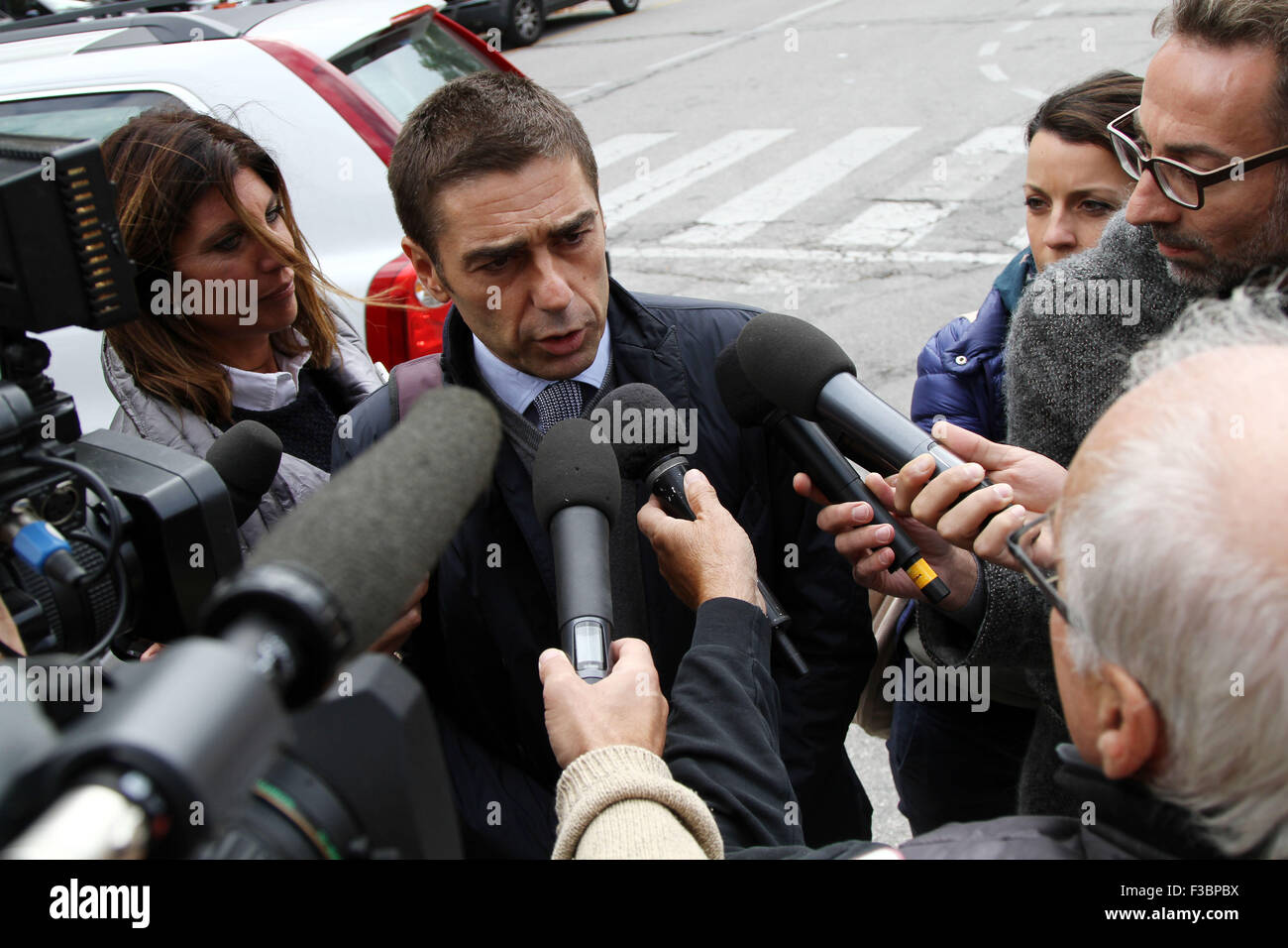 Stern teresa hi-res stock photography and images - Alamy