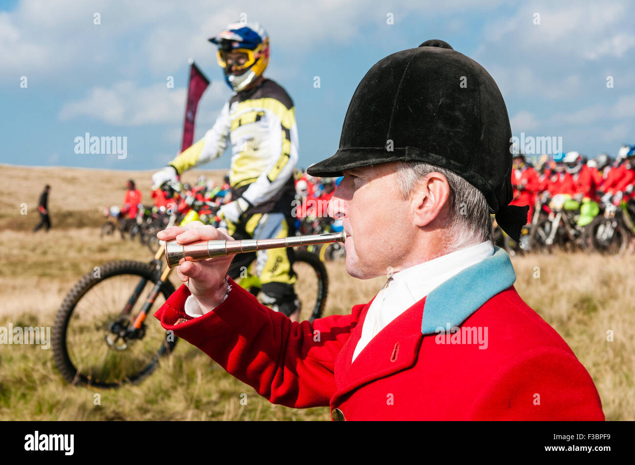 Rostrevor, Northern Ireland. 04 Oct 2015 - Huntsman Declan Keenan blows ...