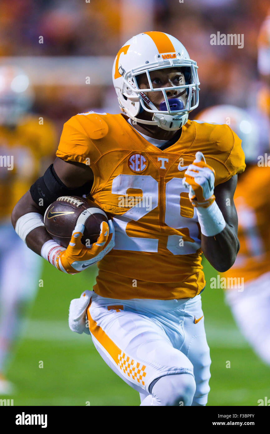 October 03, 2015: Evan Berry #29 of the Tennessee Volunteers returns ...
