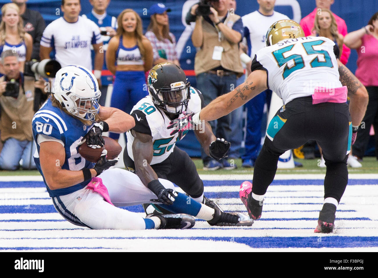 Indianapolis, Indiana, USA. 4th October, 2015. Indianapolis Colts tight ...