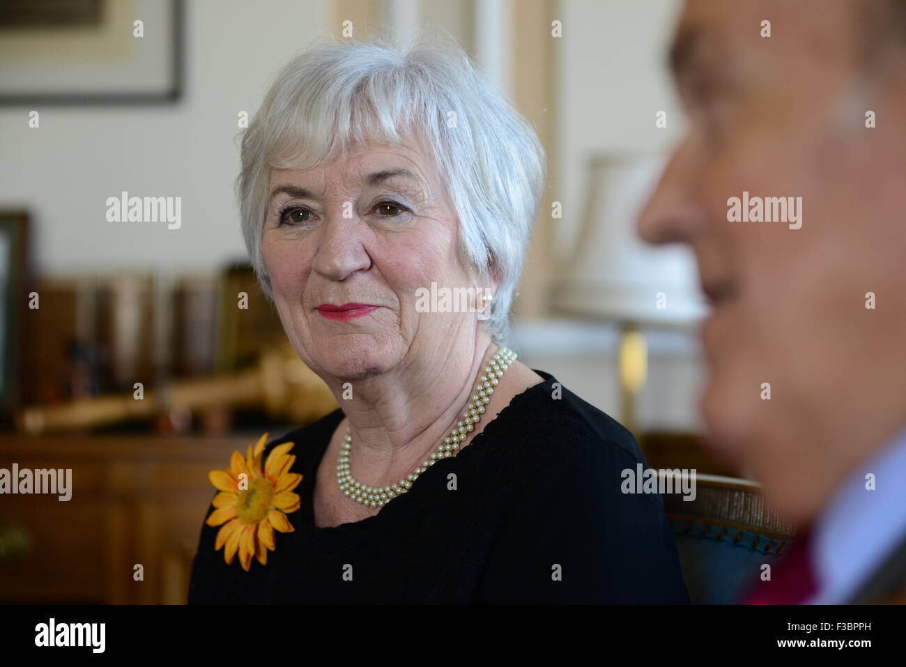 Calendar girls hi-res stock photography and images - Alamy