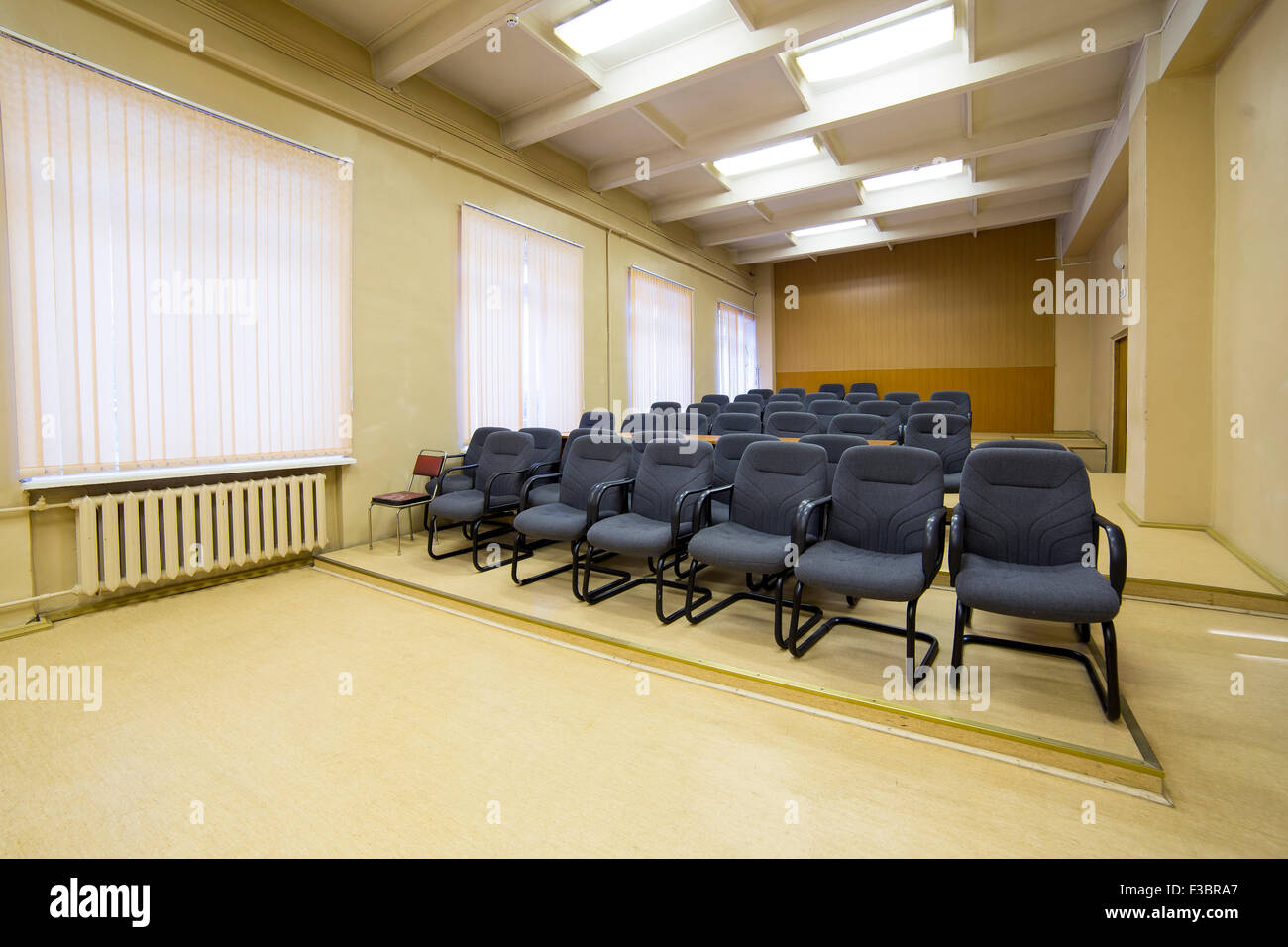 Chairs in empty conference hall room congress Stock Photo - Alamy