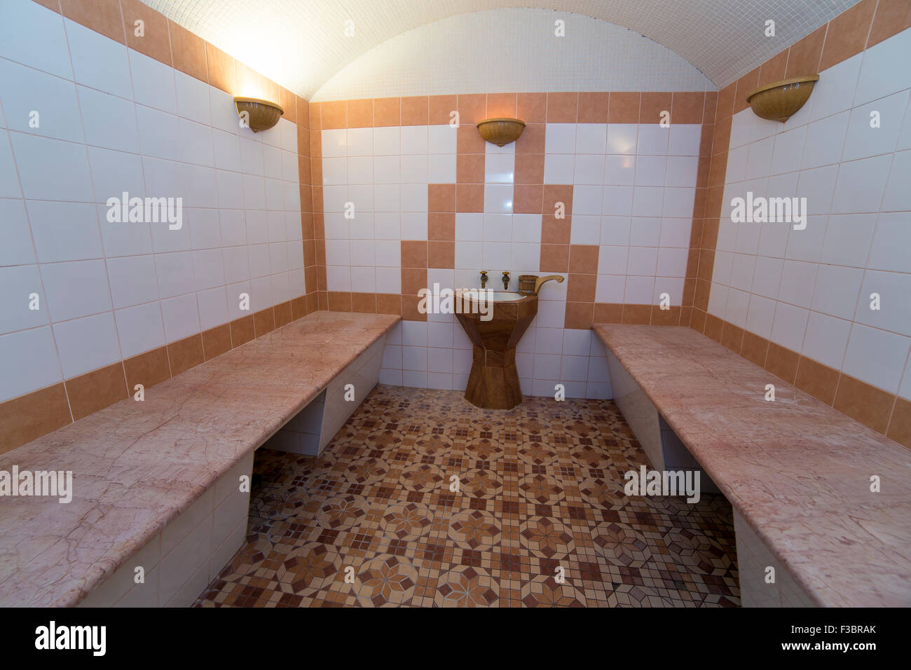 Turkish bath hamam interior empty traditional old Stock Photo - Alamy