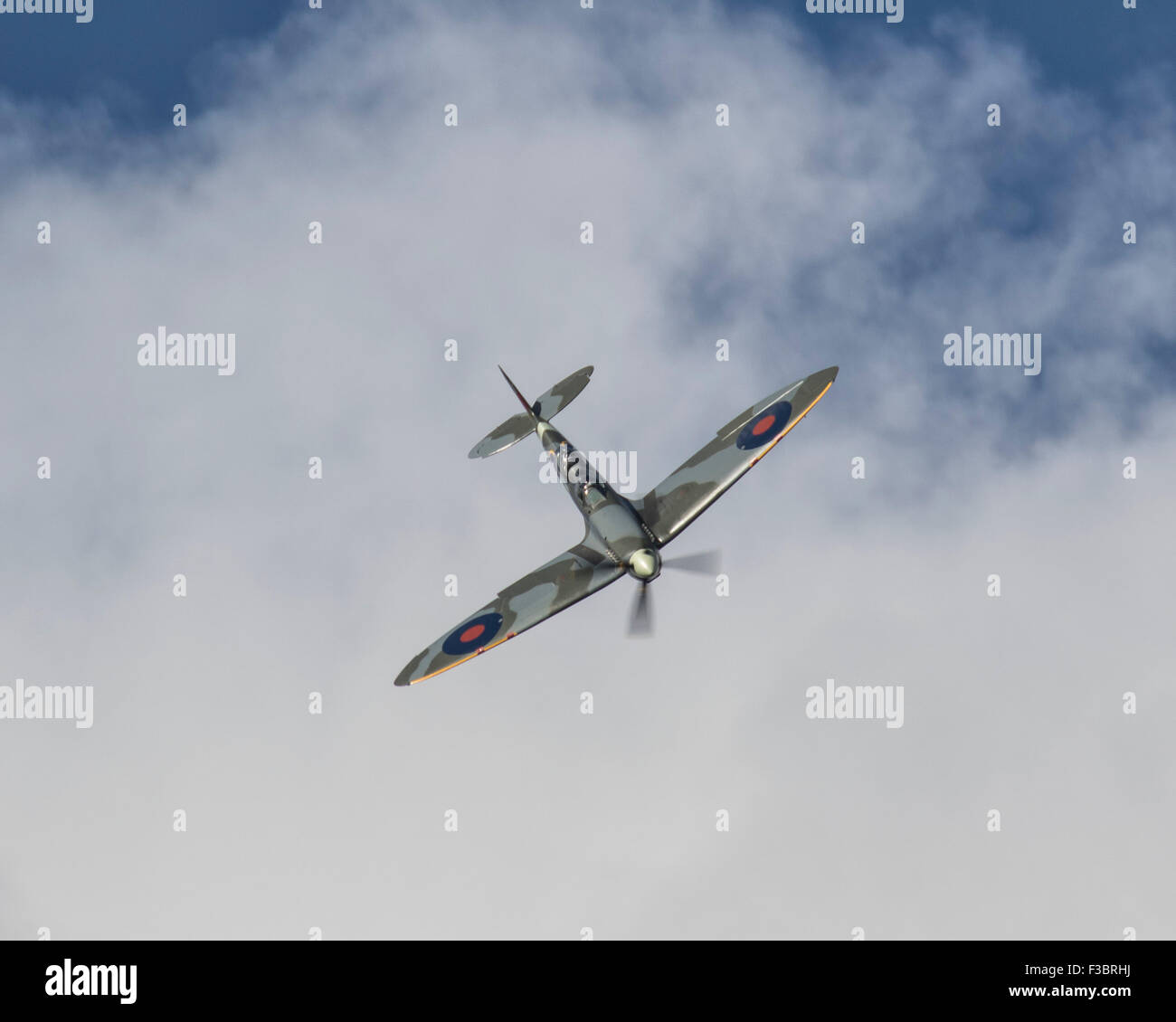 Spitfire T9 PV202 (G-CCCA) flying at the Battle of Britain 75th ...
