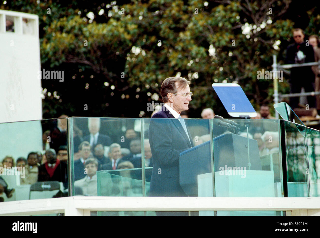 President George H.W. Bush Delivers his Inaugural address to the Nation ...