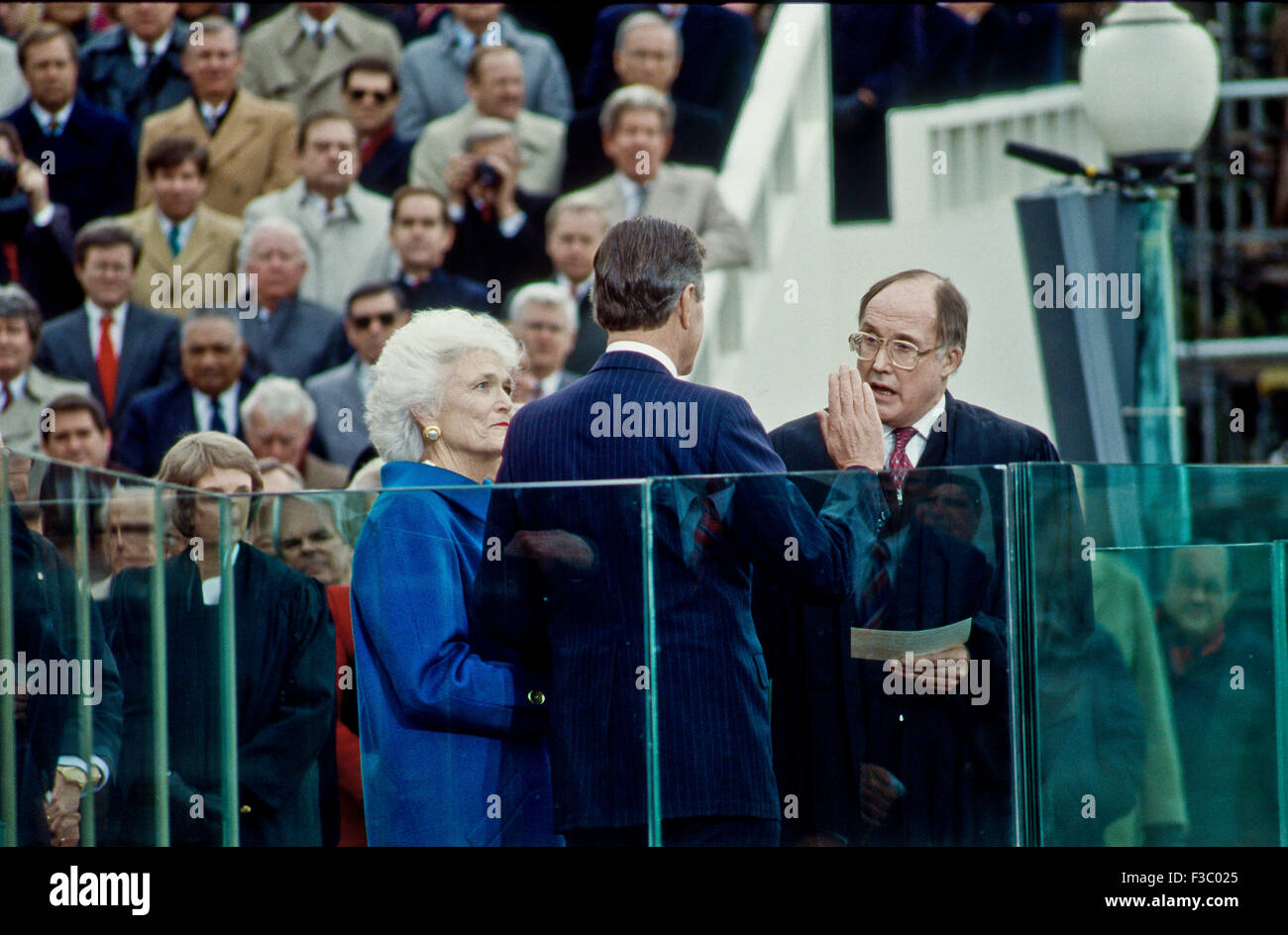 Washington, DC., USA 20th January 1989 George H.W. Bush being sworn in ...