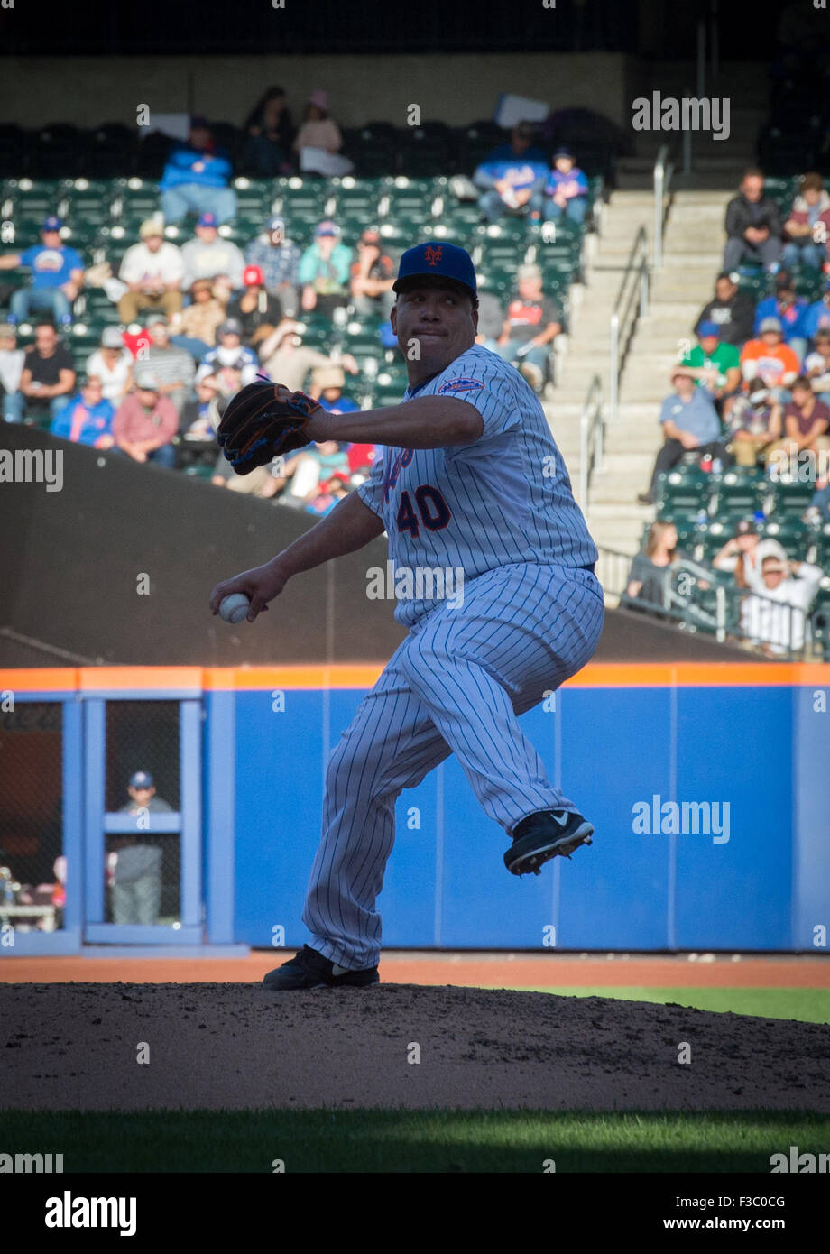 New York, NY, USA. 4th Oct, 2015. New York Mets pitcher BARTOLO COLON ...