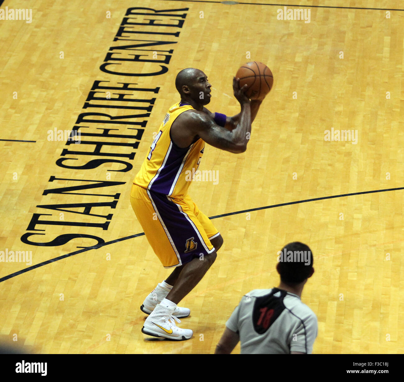 October 4, 2015 - Los Angeles Lakers guard Kobe Bryant #24 takes shot ...