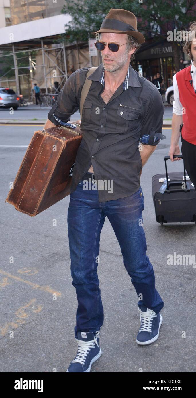 Thomas Jane entering his hotel in New York Featuring: Thomas Jane Where ...