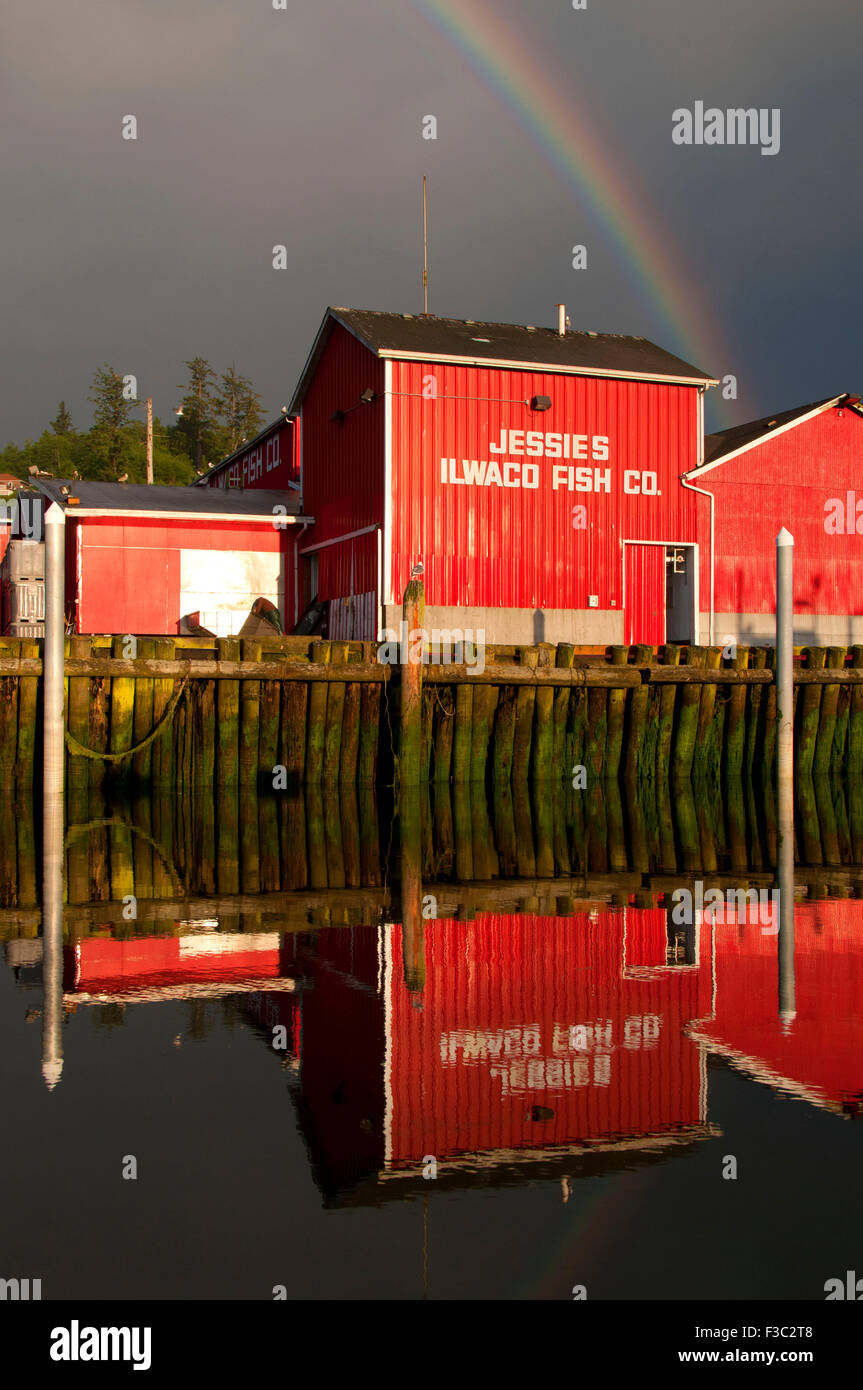 Ilwaco marina hi-res stock photography and images - Alamy