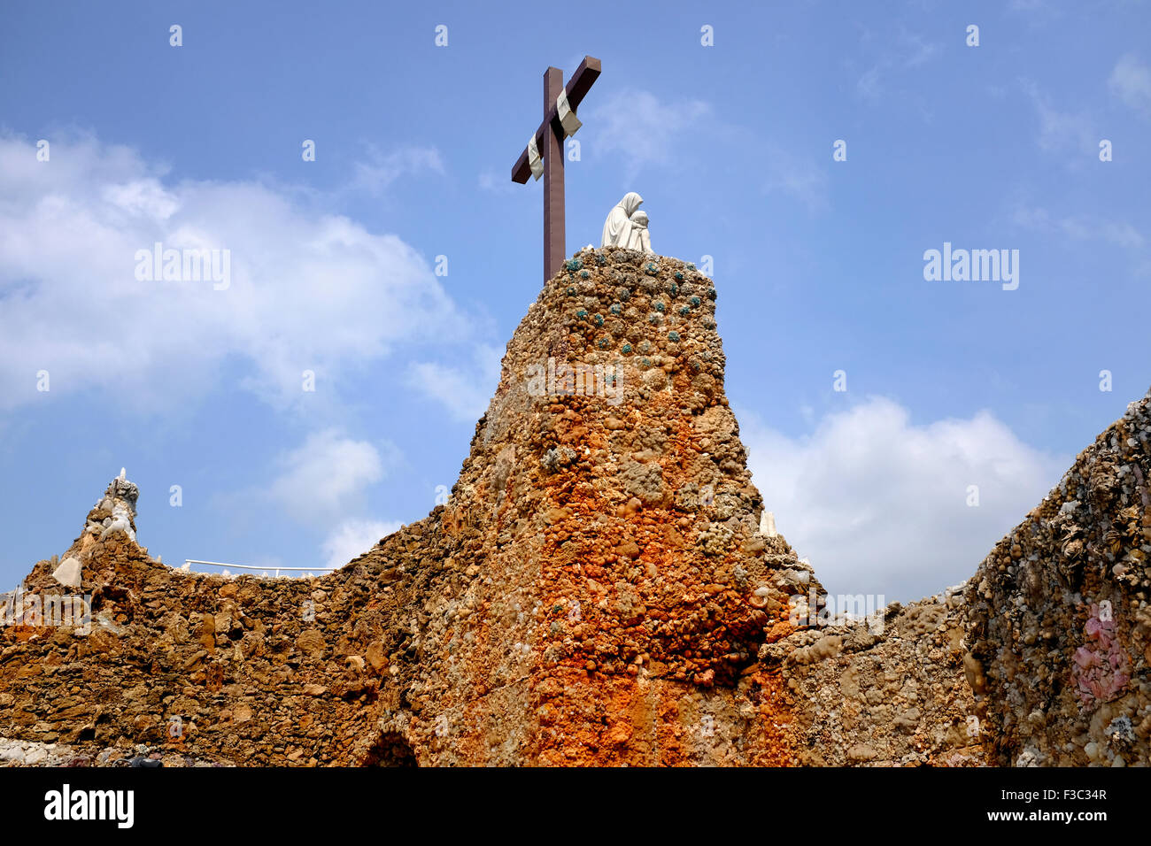 Grotto of the Redemption - West Bend, Iowa Stock Photo - Alamy