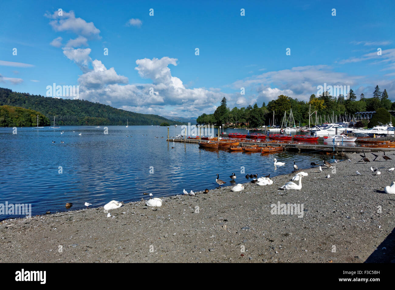 Bowness bay hi-res stock photography and images - Alamy