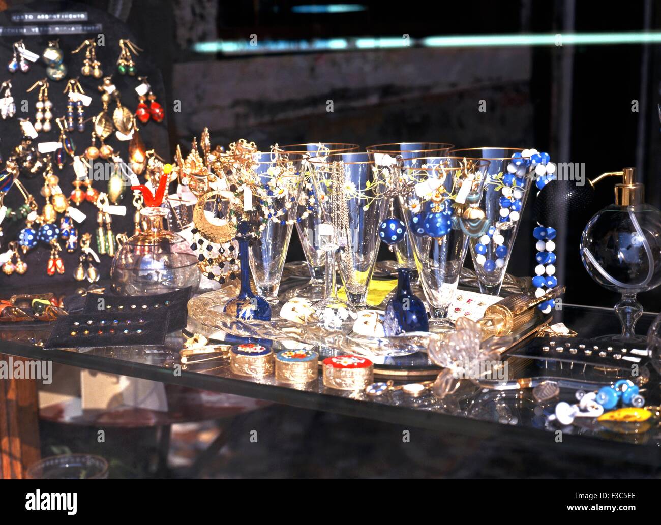Murano glass shop hi-res stock photography and images - Alamy