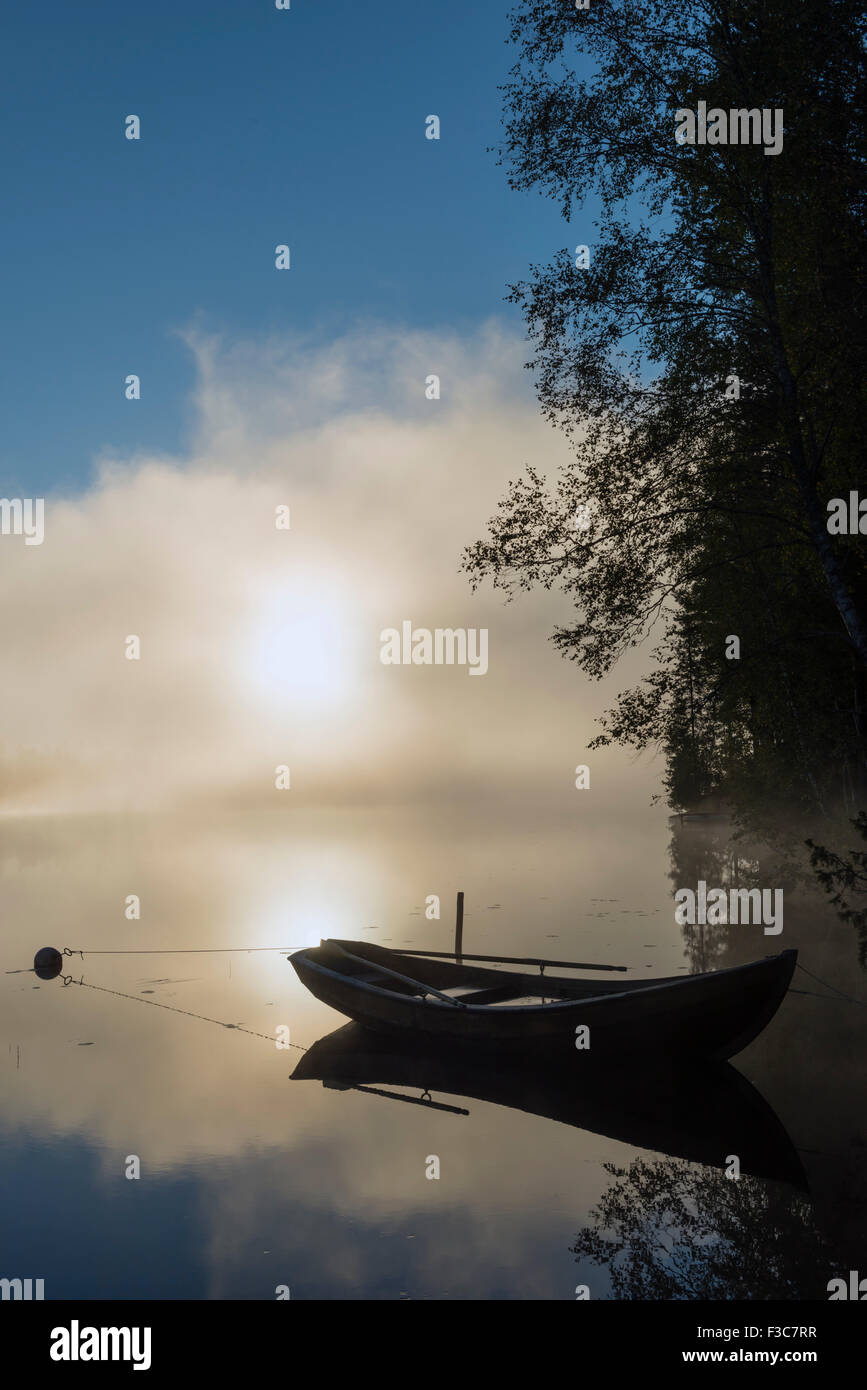 Mist boat lake hi-res stock photography and images - Alamy