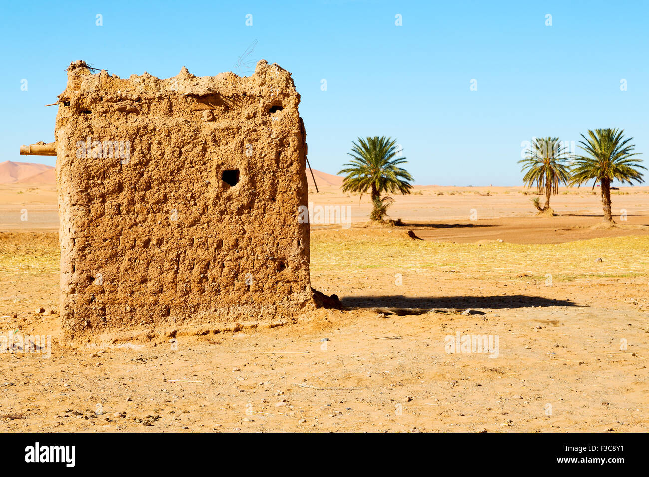 sahara africa in morocco the old contruction and historical village ...