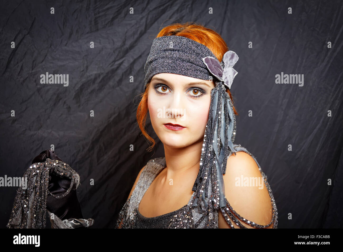 Flapper woman 1920s hi-res stock photography and images - Alamy
