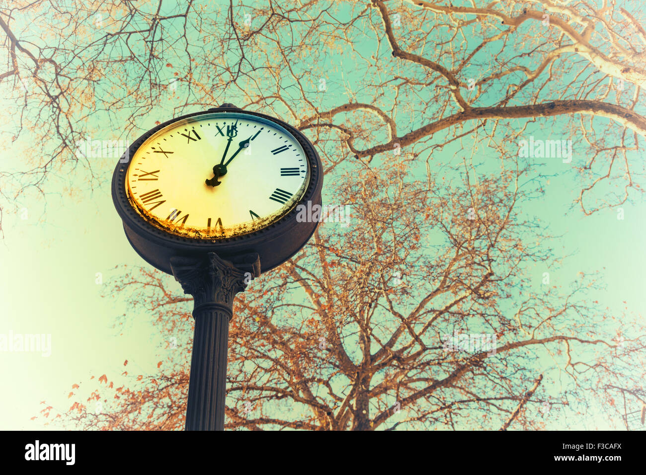 Street clock in a town square Stock Photo - Alamy
