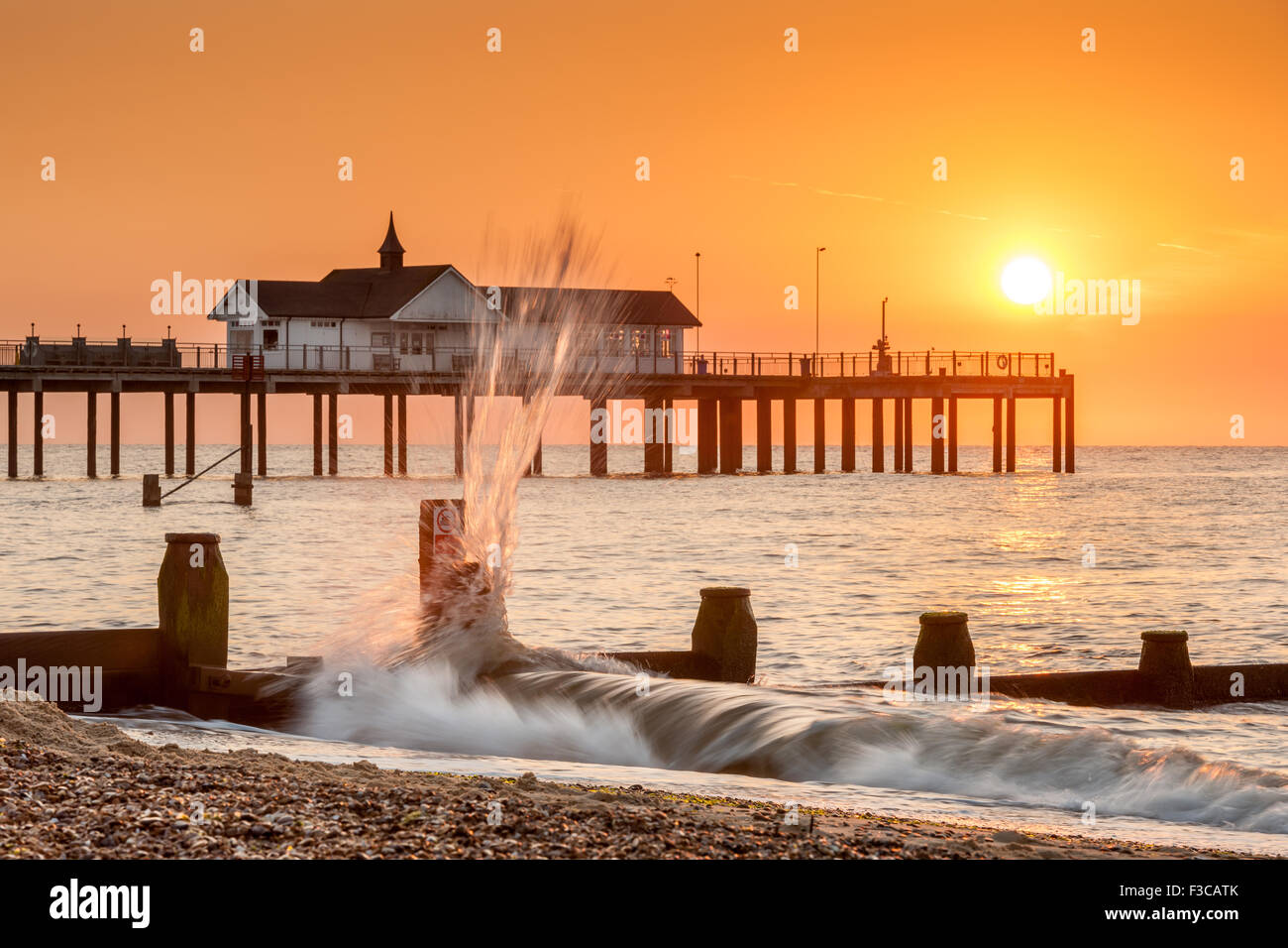 Pier shore sunrise hi-res stock photography and images - Alamy