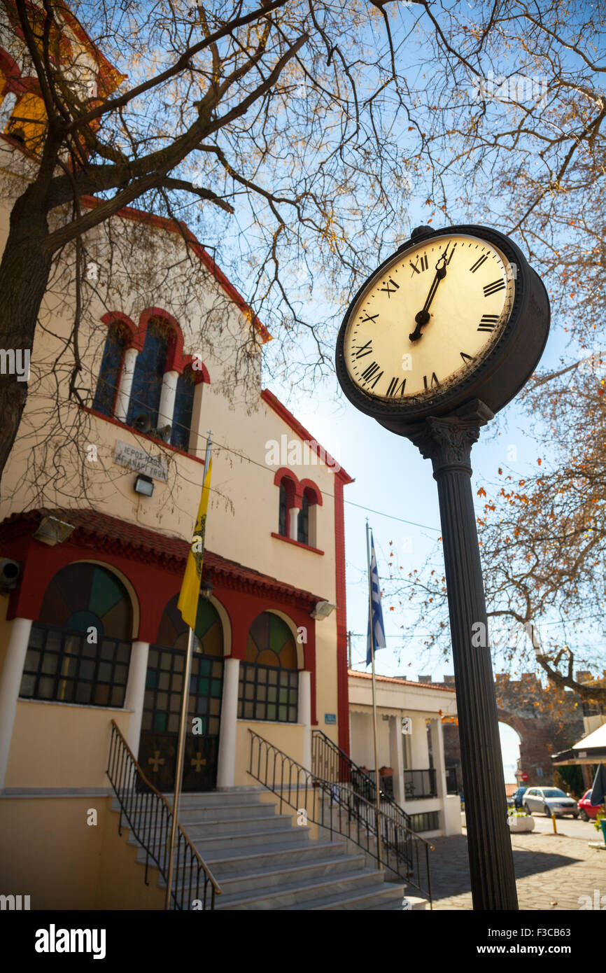 Street clock hi-res stock photography and images - Alamy