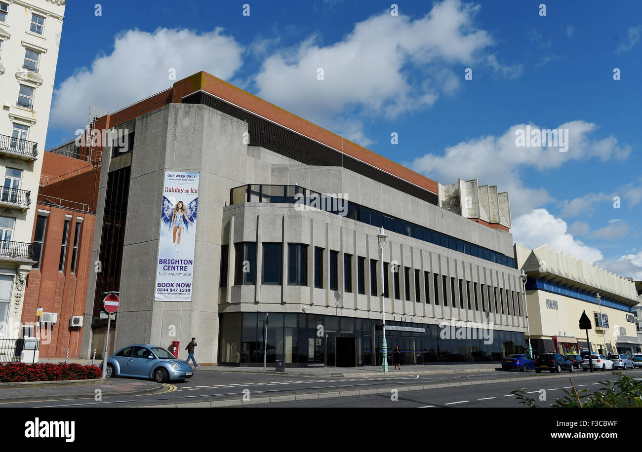 Concert halls hi-res stock photography and images - Alamy