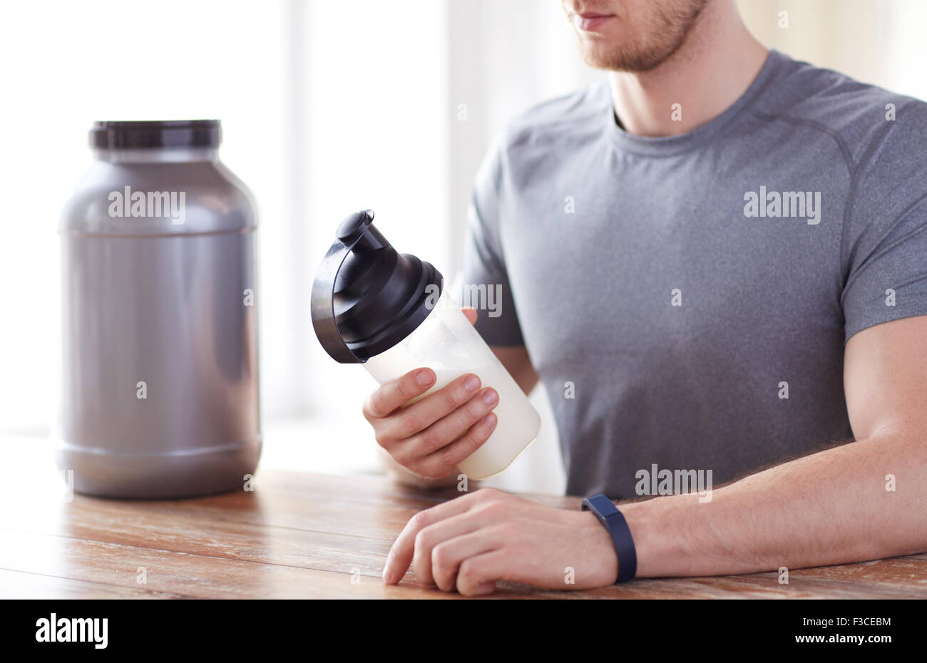 Shaking bottle hi-res stock photography and images - Alamy