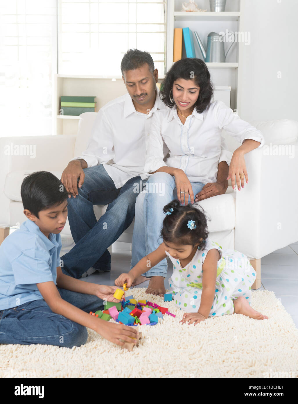 happy indian family Stock Photo - Alamy