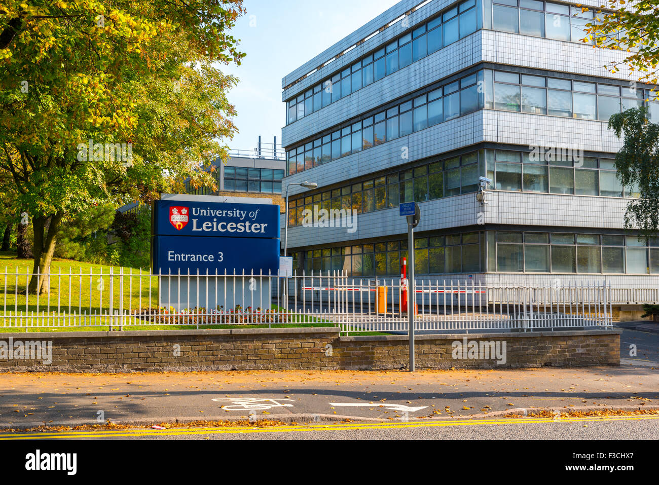 Leicester university campus hi-res stock photography and images - Alamy