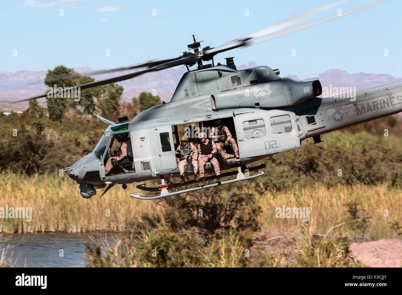 US Marine special forces commandos with 1st Force Reconnaissance ...