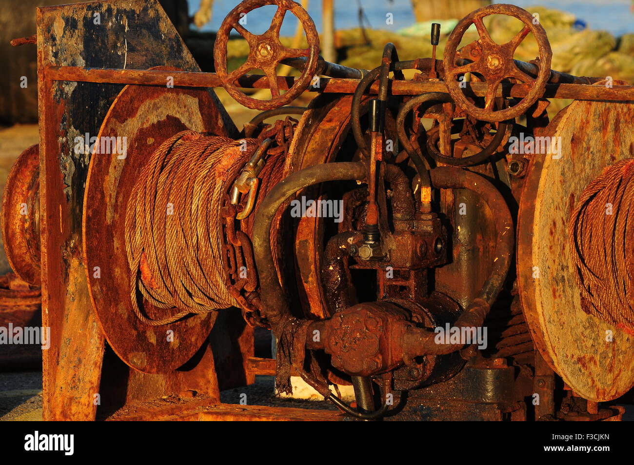rusty wheel crank Stock Photo - Alamy