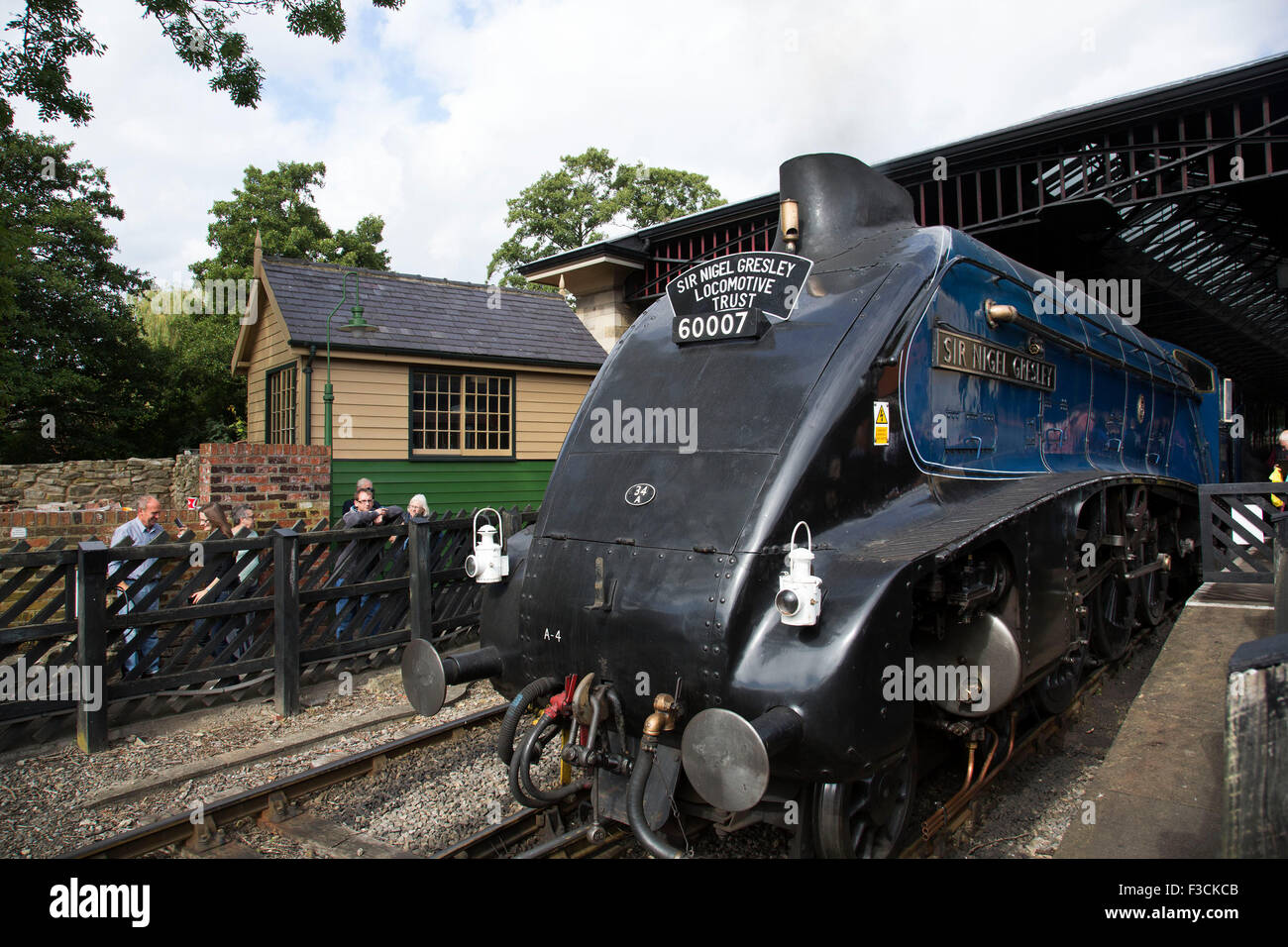 Sir Nigel Gresley takes it's final journey before three years of ...