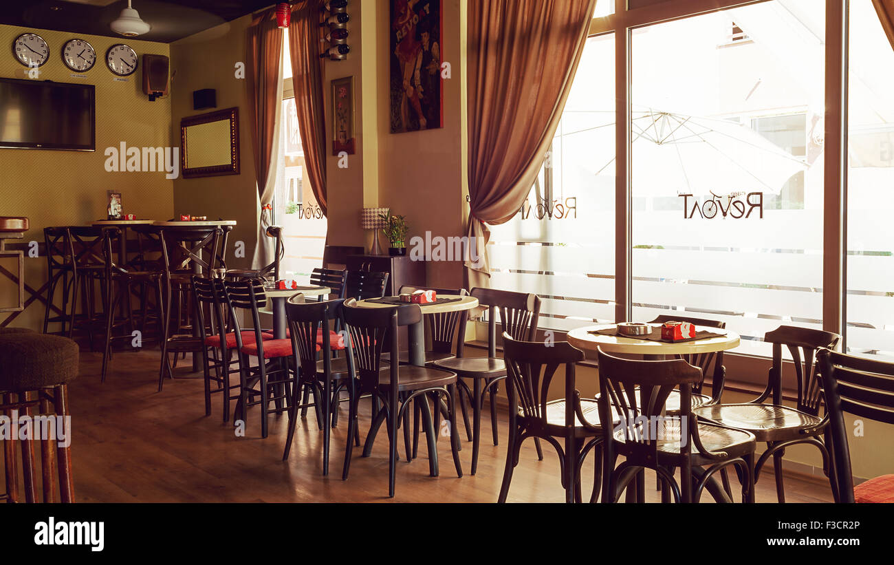 Retro Style Cafe High Resolution Stock Photography and Images - Alamy