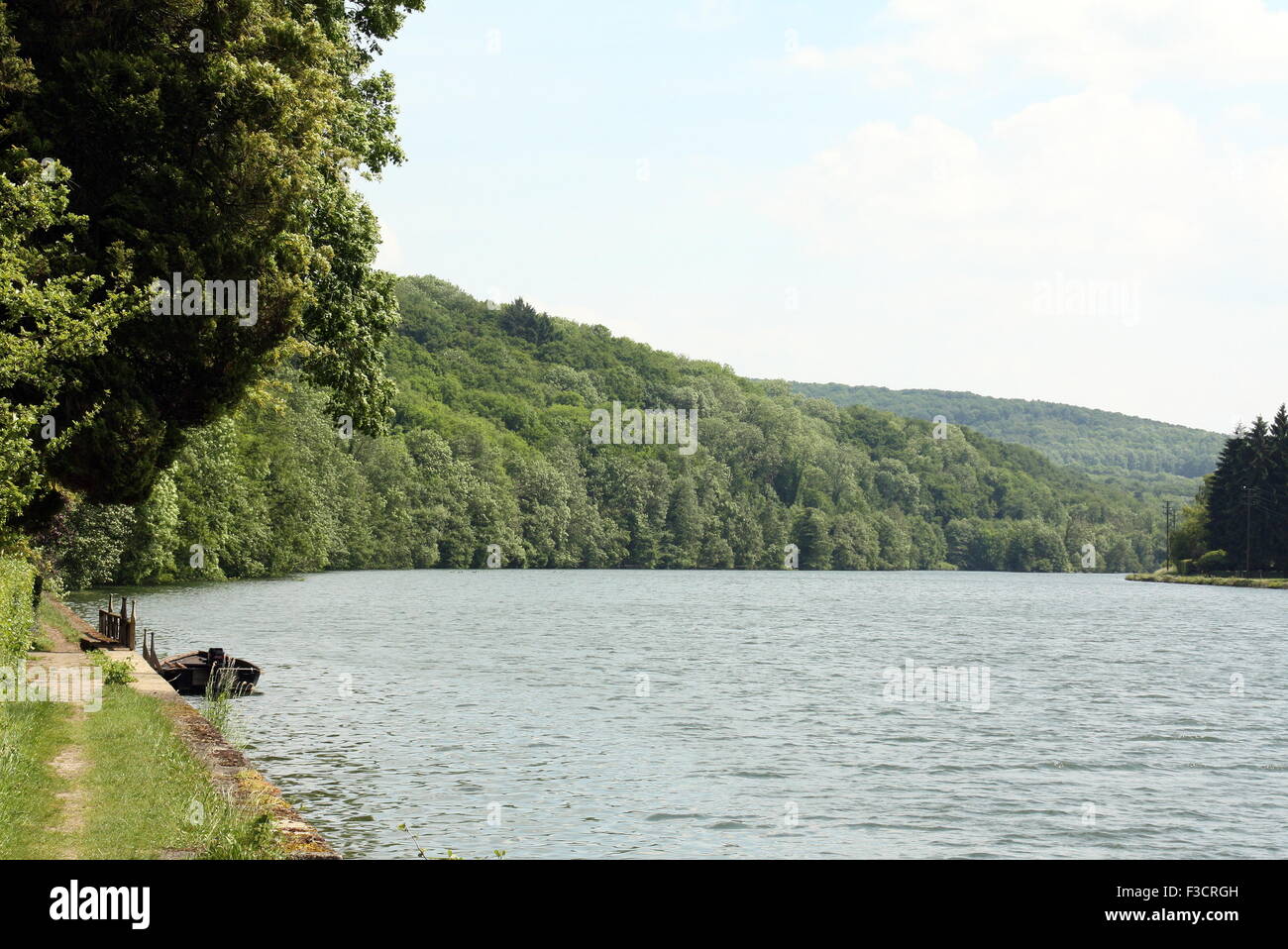 River maas view hi-res stock photography and images - Alamy