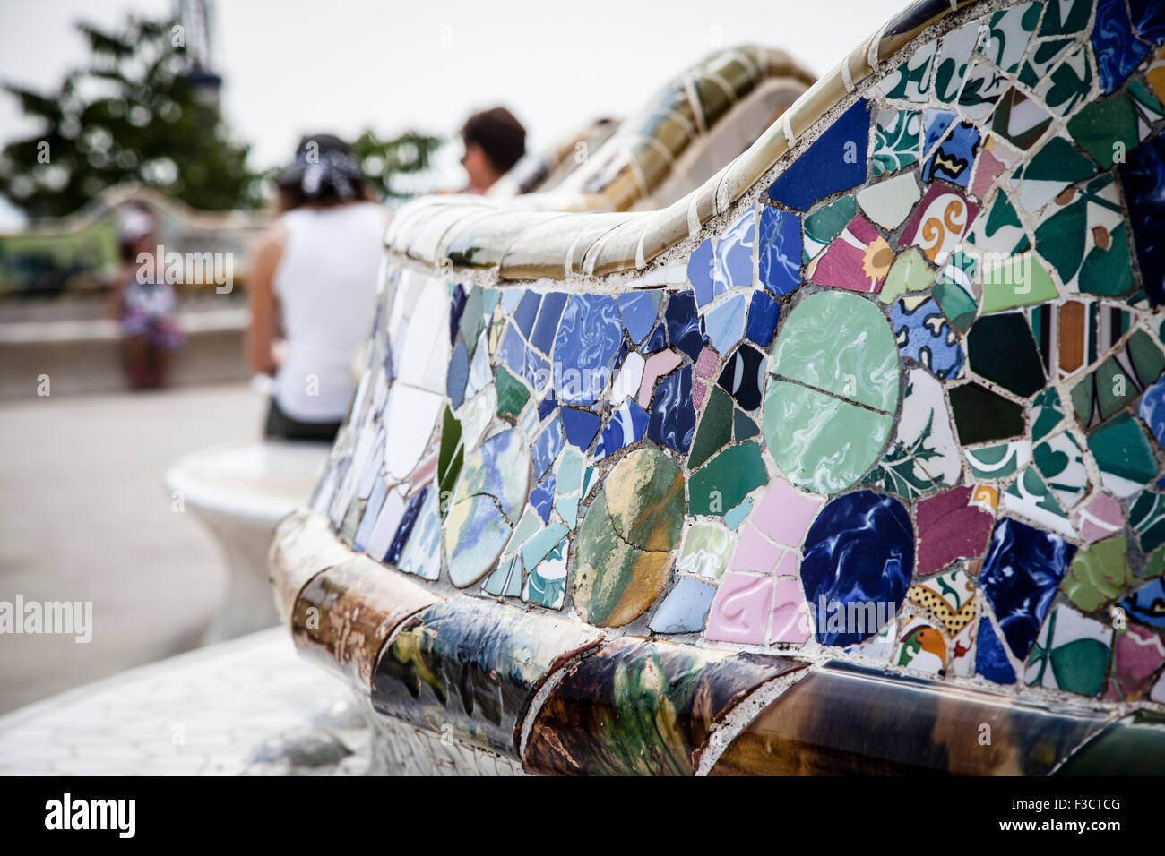 Details of a colorful ceramic bench at Parc Guell Stock Photo - Alamy