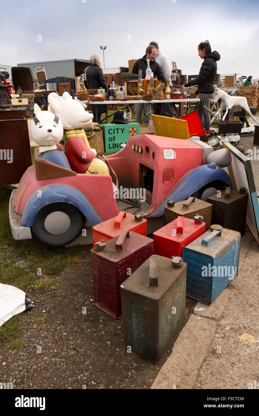 Rupert bear hi-res stock photography and images - Alamy